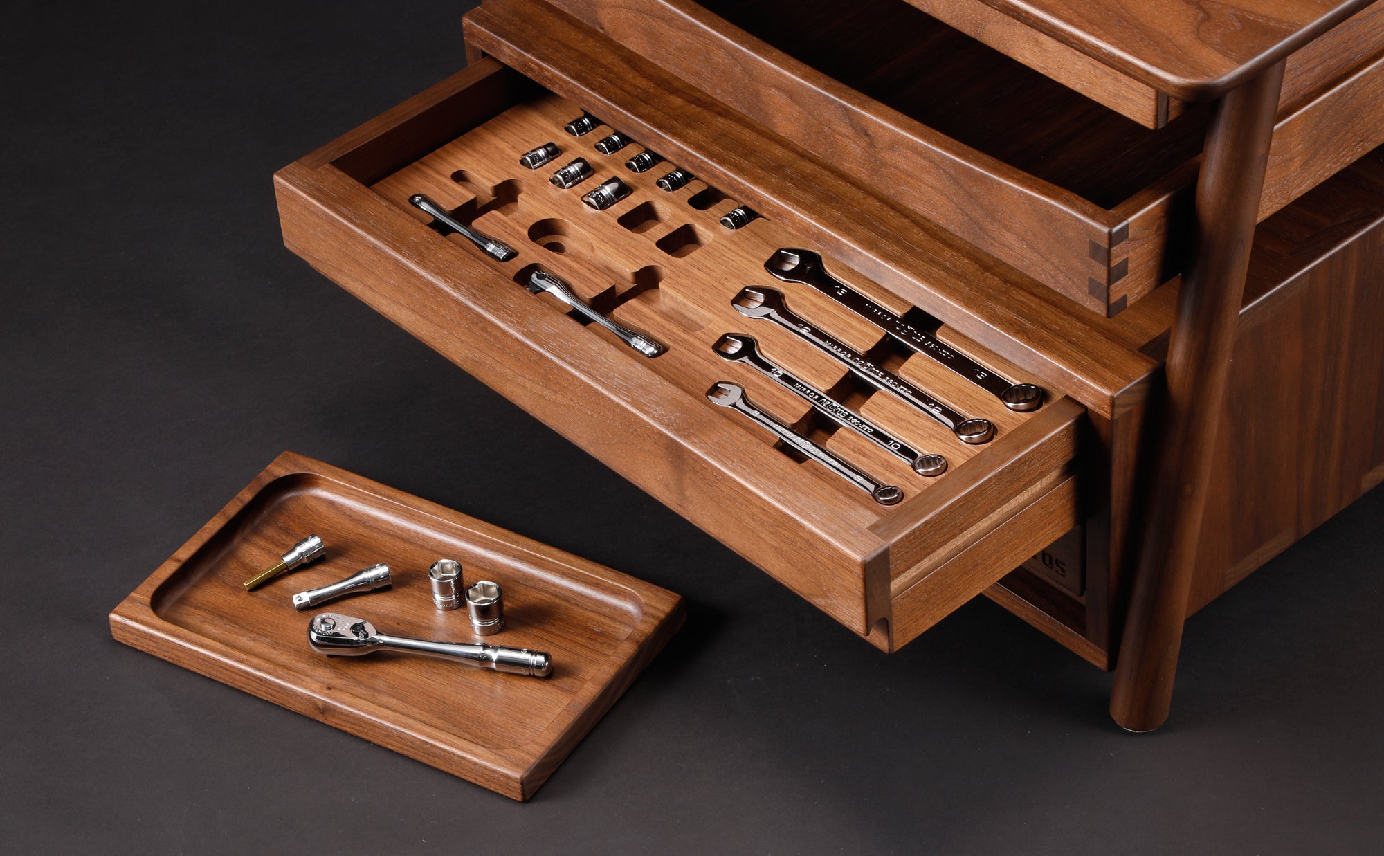 nepros Walnut Chest | nepros Tools